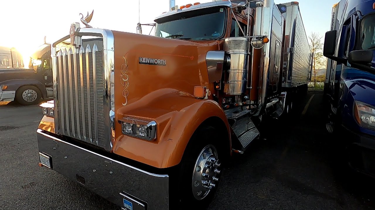 Orange Kenworth W900 At Truck Stop In Washington State - YouTube