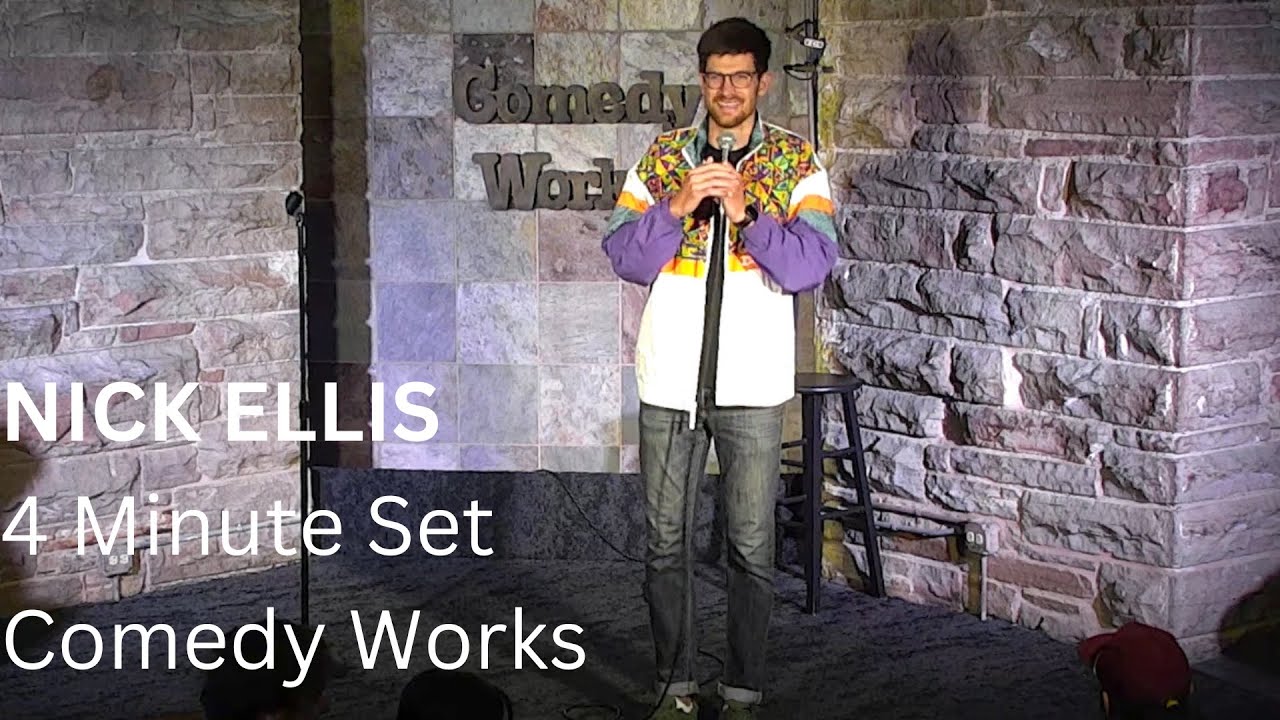 4 minute set from Comedy Works - YouTube