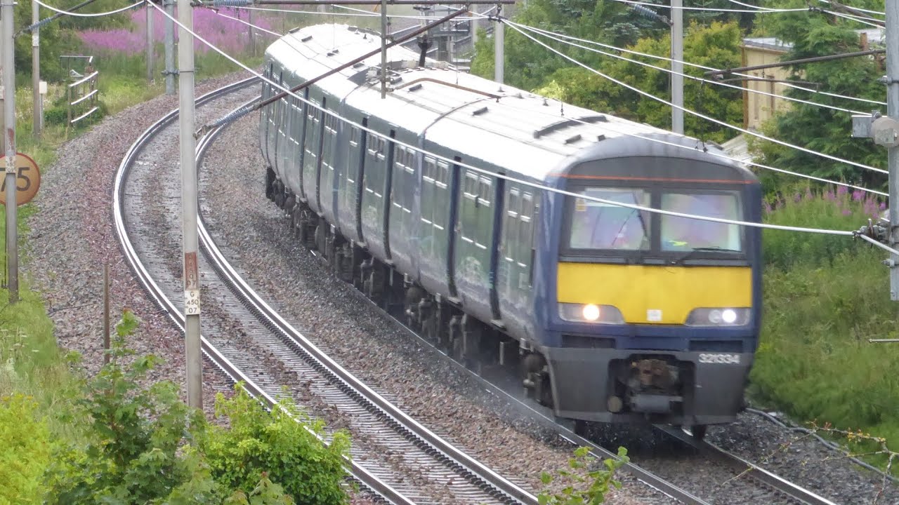 Class 321 on the Varamis Mail Train - YouTube