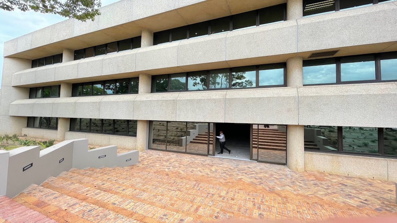 Office To Let With Full Back-up Energy In Tygervalley 1463.60m2 - YouTube