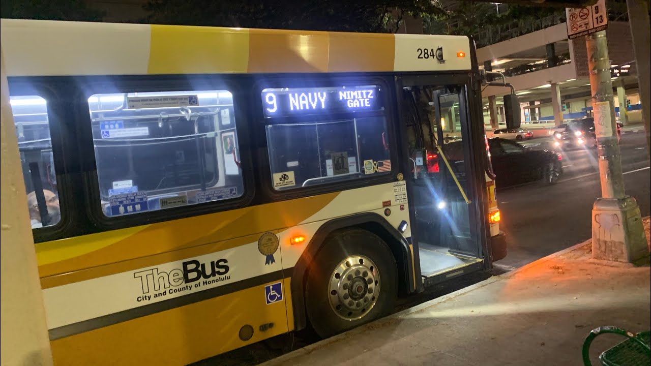 Honolulu Bus #284 Route 9 - YouTube