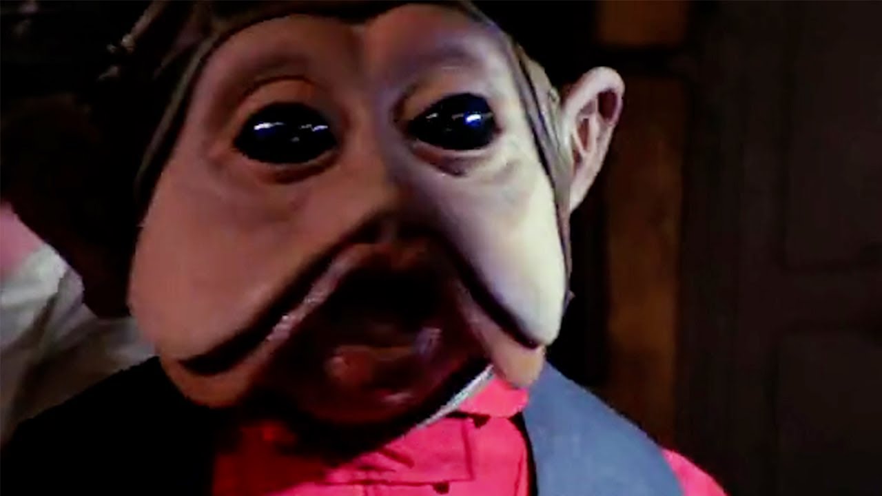 Star Wars but only Nien Nunb laughing scenes - YouTube
