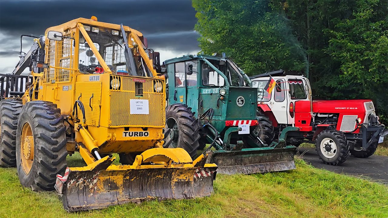 Tractor Parade – Bulldog Engine Start & Classic Machines | Svratouch ...