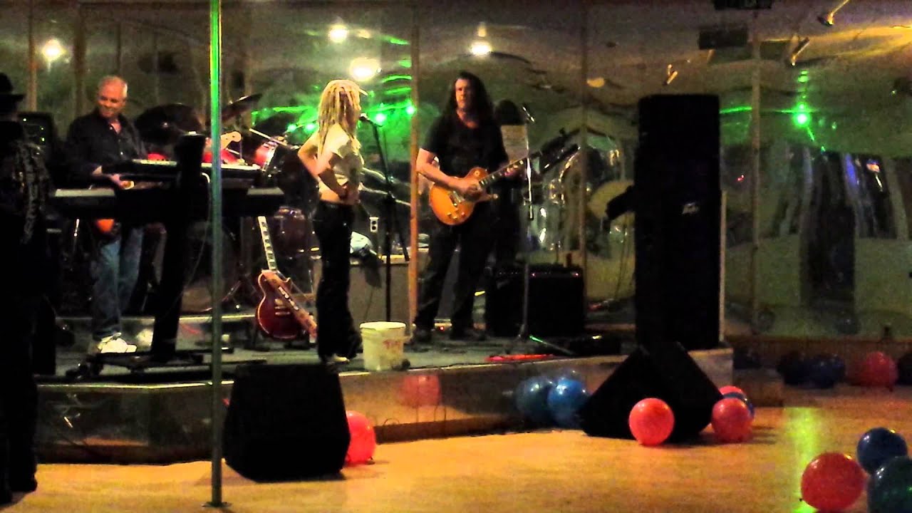 Regi Blue @ Casey's Hideaway 02/22/2014 - YouTube