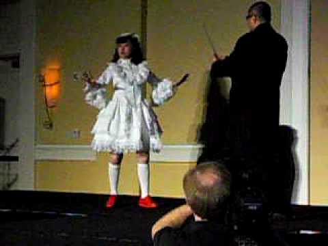 Strong Machine 2 @ Anime Matsuri 2008 - YouTube