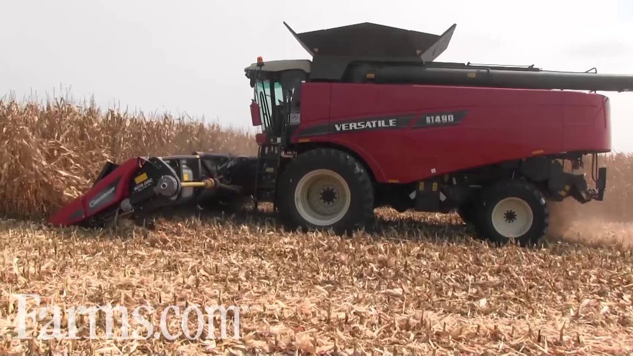 Versatile RT490 Combine With Geringhoff Corn Head at Farm Progress Show ...