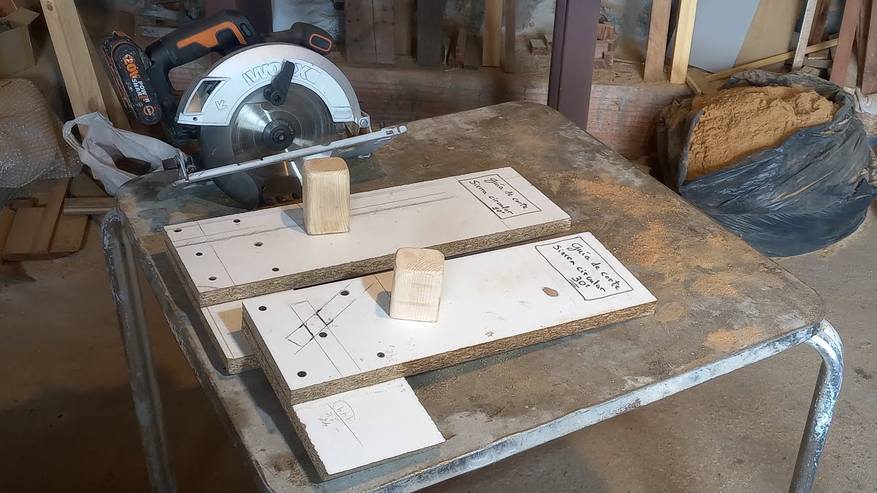 Cutting guide for circular saw - YouTube