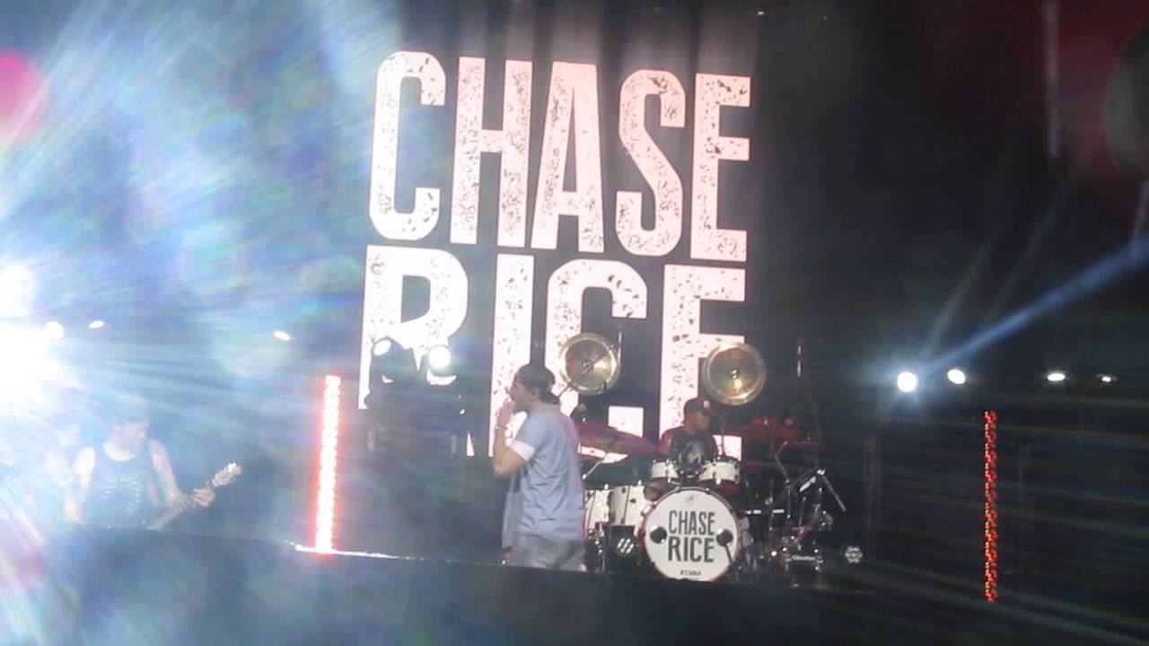 Chase Rice covers Eric Church - YouTube