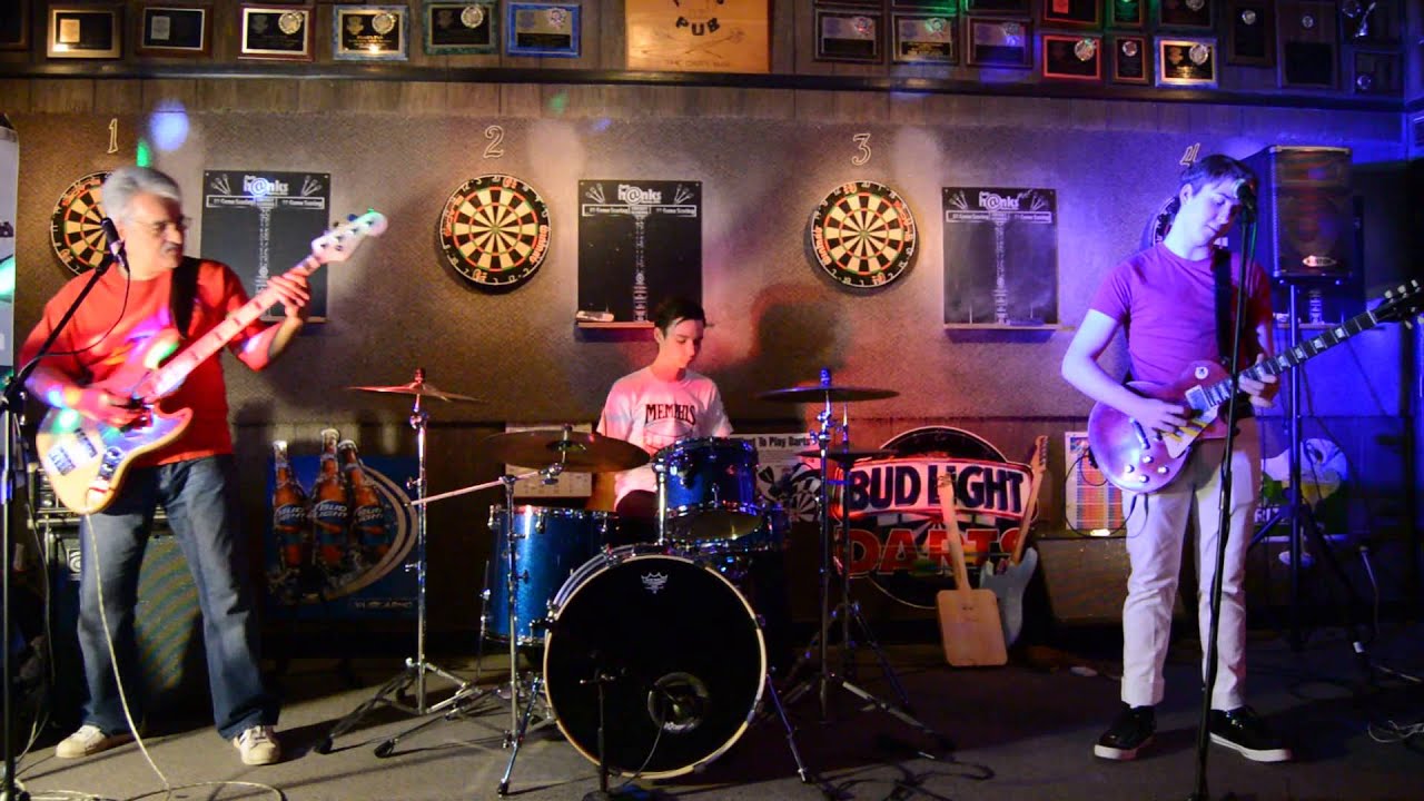 The Thrill is Gone Joe Lipinski 2-5-2015 Hank's Pub - YouTube