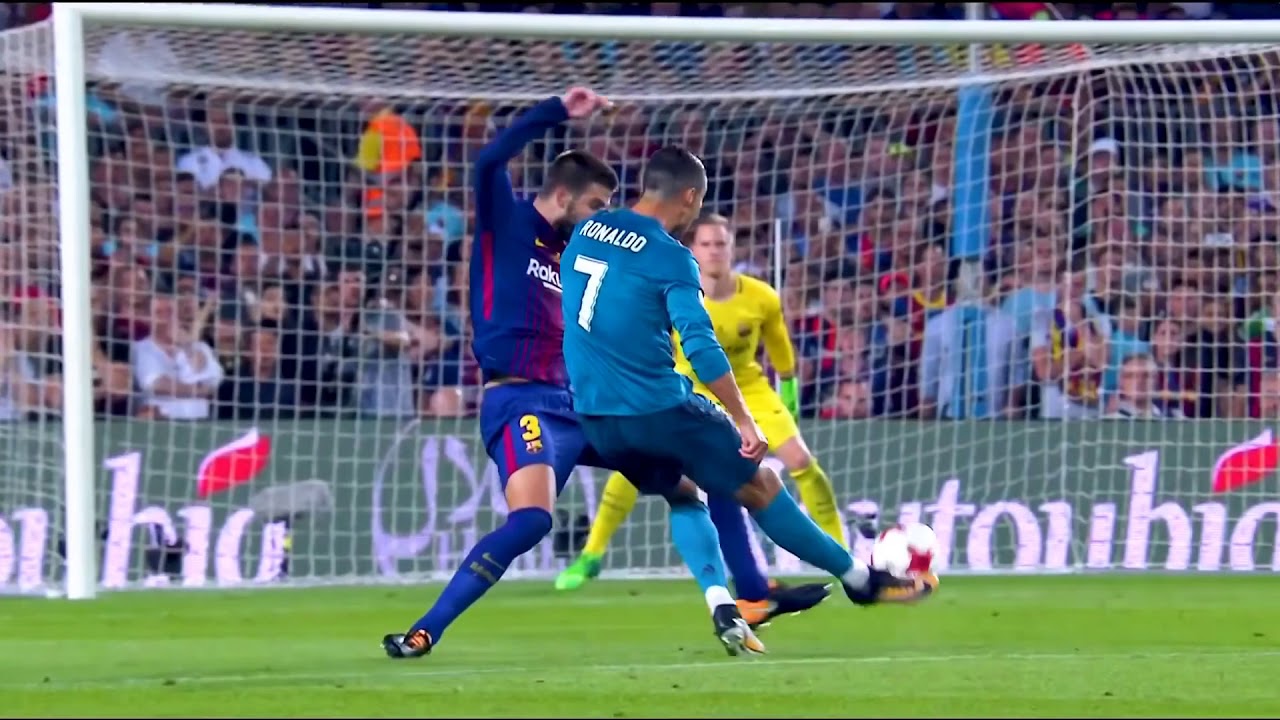 Cr7 vs Barca green screen - YouTube