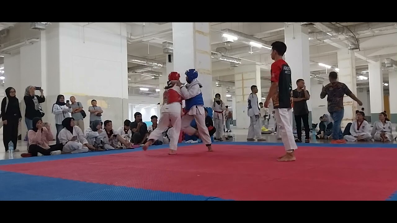 KHANZA_RED_Taekwondo Friendship Sparring Practice_Nov 2023 - YouTube