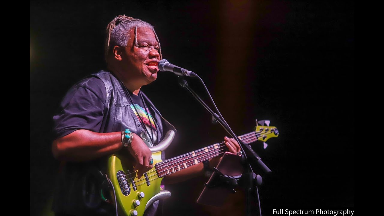 Craig Calhoun Live #-Funksighting_ 1. Rock the Bass, 2 Get Over it, 3 ...