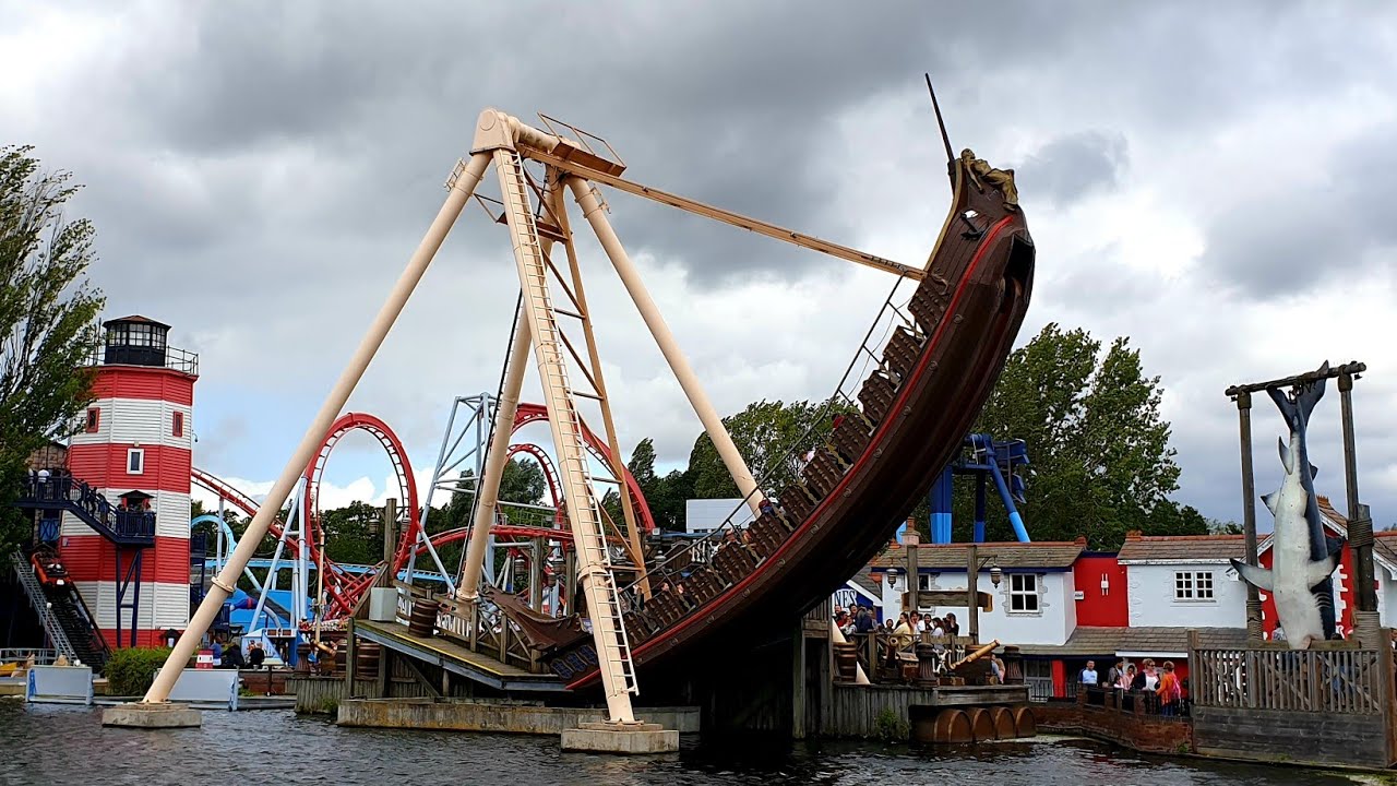 The Bounty Pirate Ship Drayton Manor Park, High Flying Adventure on the ...