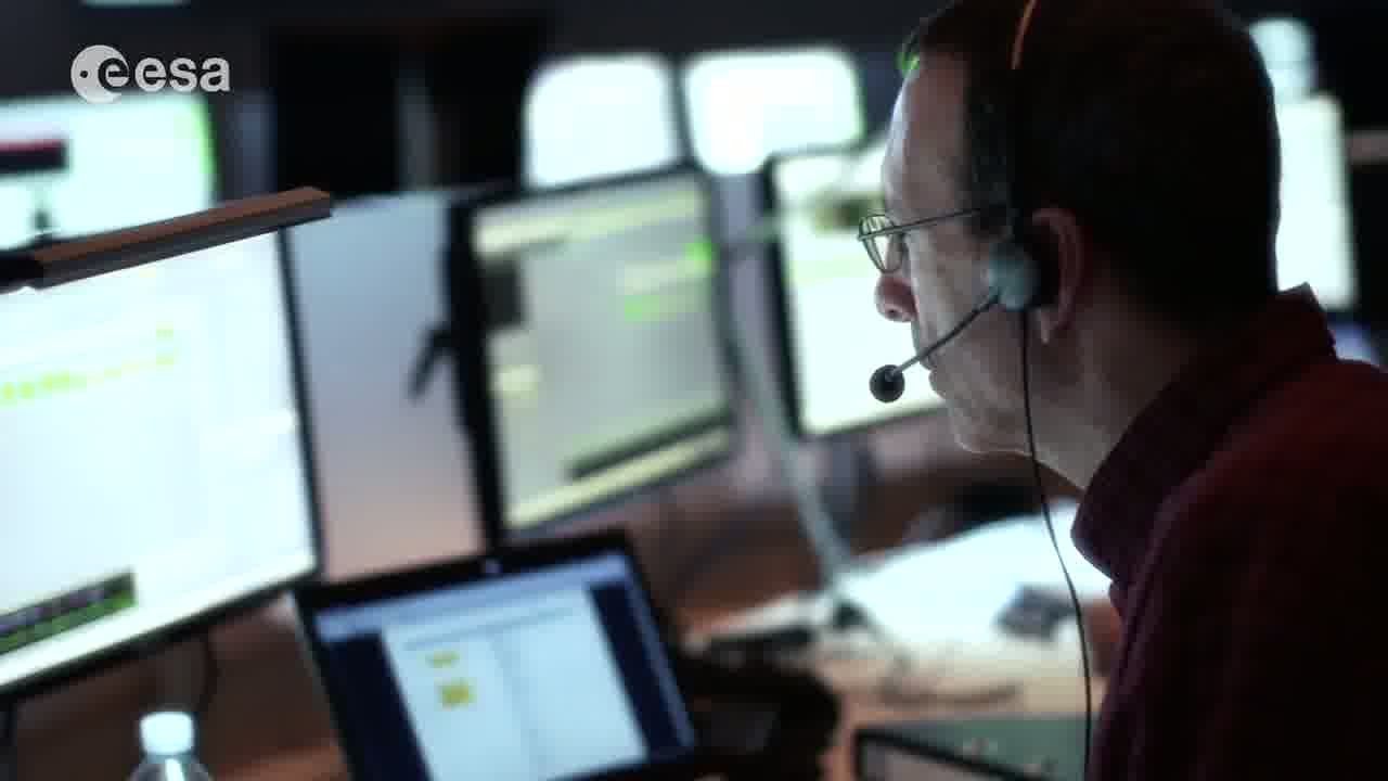 ESA's Space Operations Centre - "Where missions come alive" - YouTube