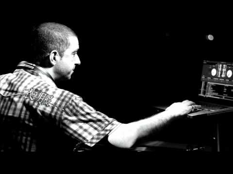 DJ Hype , MC Fun and Skibadee - Kiss FM (27-08-2009) - YouTube