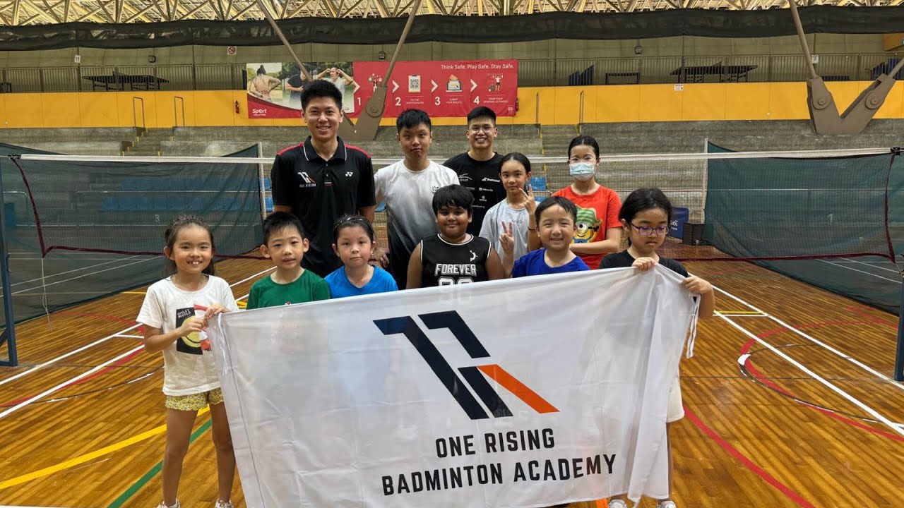 Ryan plays Badminton! 🏸 - YouTube