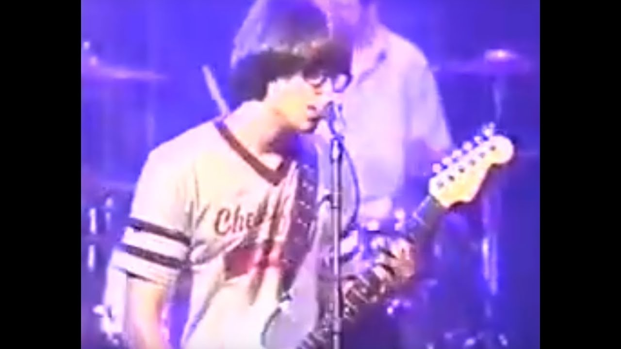MTV 120 minutes Weezer - "Undone -- Sweater Song" HQ Audio - YouTube
