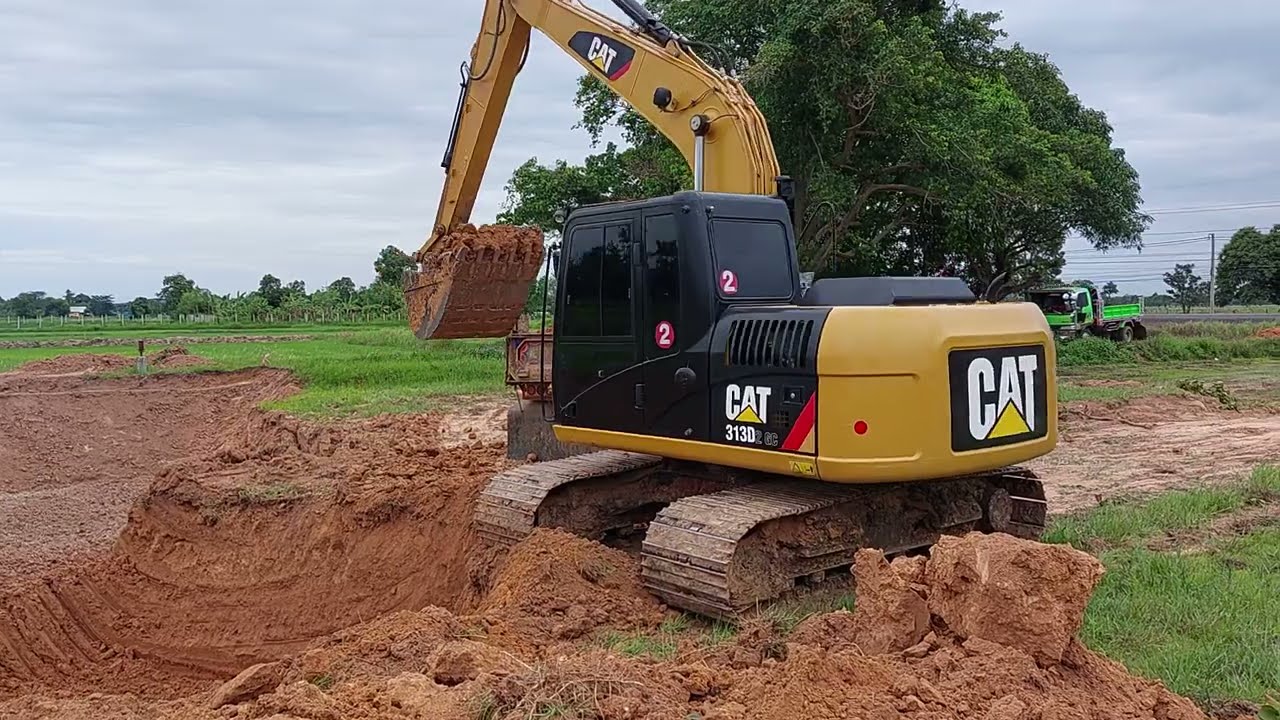 CAT 313D2 GC งานปากบ่อ MEGA สมอ ตั้งรับ ทีมงาน มงคลฟาร์ม จัดให้ ...