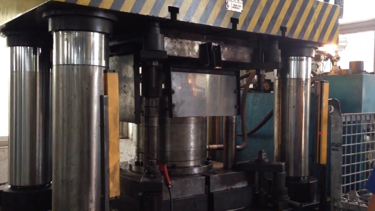 Casing Bushing_One-Step Molding_Cold Extrusion - YouTube