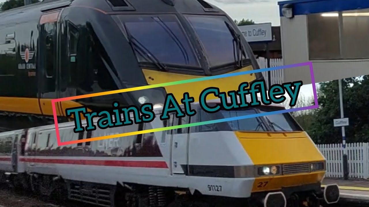 Trains At Cuffley 28/8/22 - YouTube
