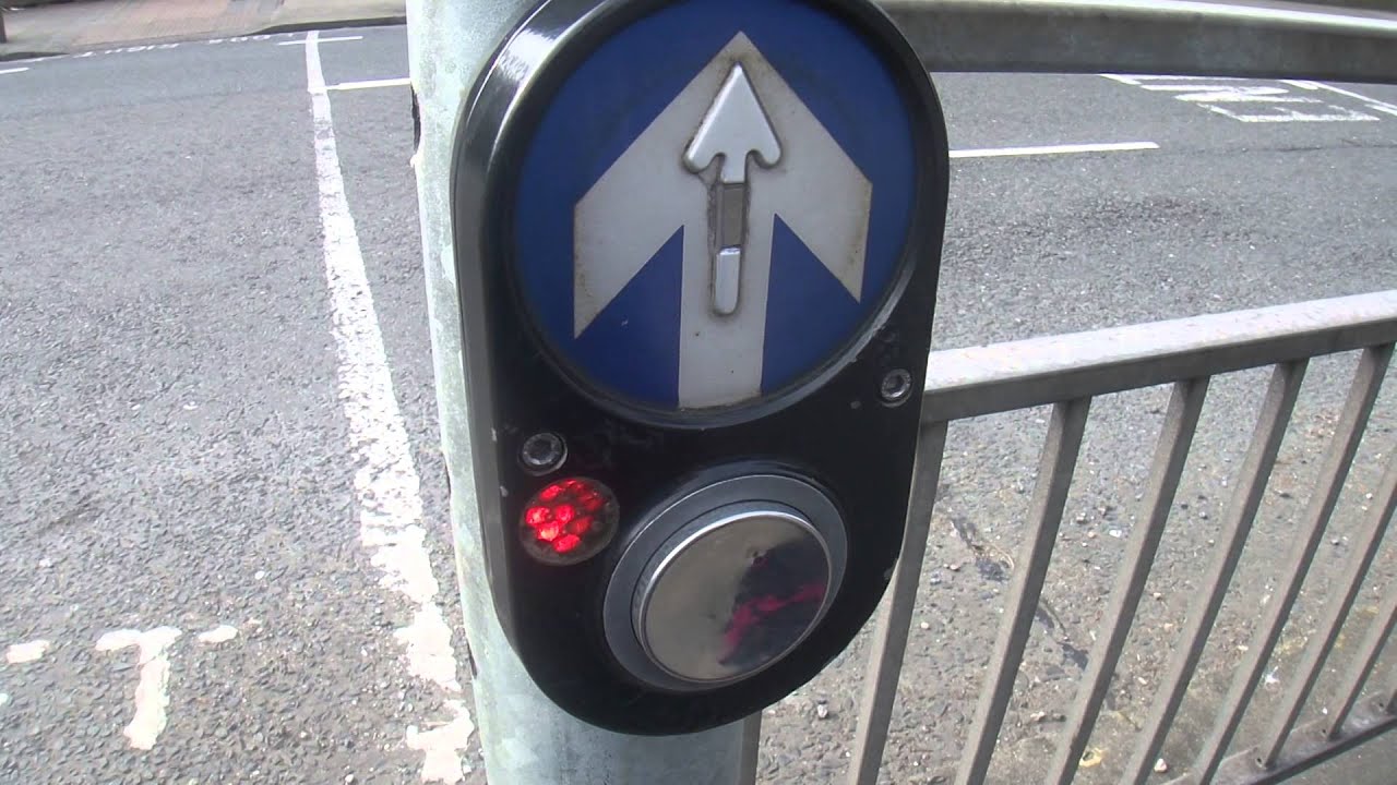 Pedestrian crossing signal in Dublin - YouTube