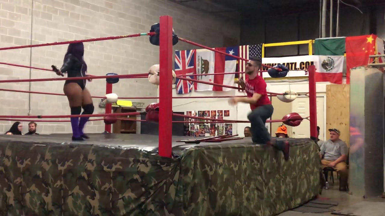 Buns of Steel Challenge with the WOAD Double D Rose - YouTube