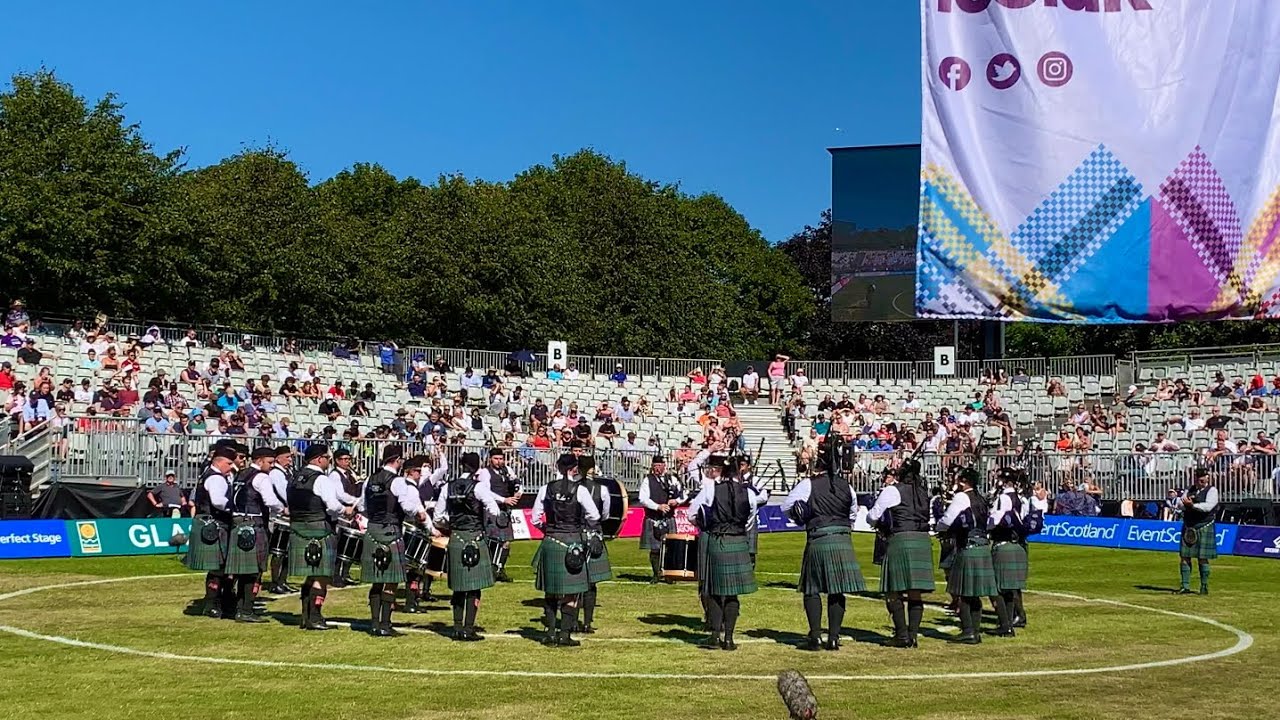 St Thomas Alumni Pipe Band - 2022 World Championships - Medley - YouTube
