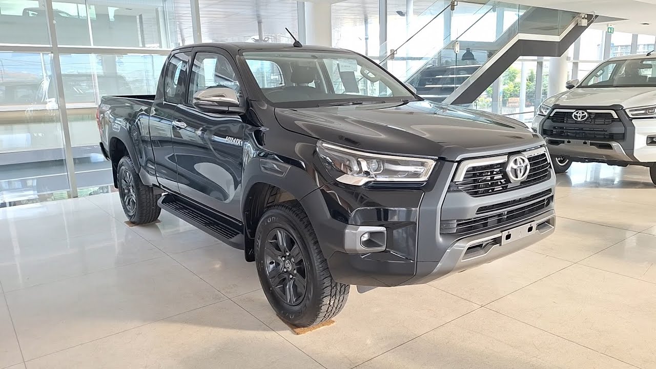 แค็ปสูงEntryสีดำจัดว่าสวยดุ!! พาชม 2024 Toyota Hilux Revo PreRunner C ...