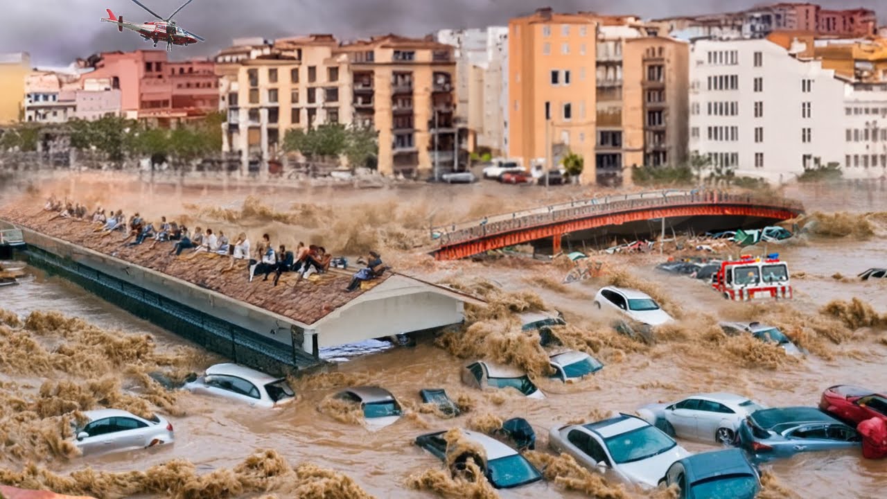 Mass Evacuation in Malaga, Spain! City washed away after heavy flood ...
