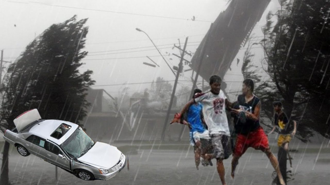 Strong Hurricane in Shanghai breaks trees and roofs of houses! Dramatic ...