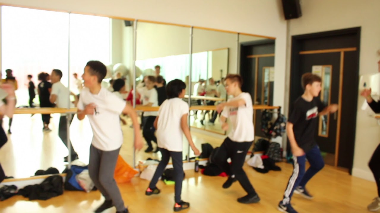 H A R T® Urban Strides Switch - YouTube