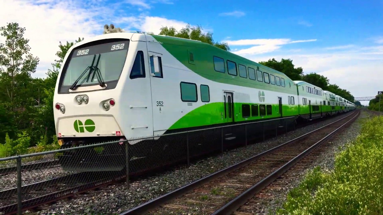 Go Train 653 Go Train 610 & Via Train 76 Chase! Burlington go station ...