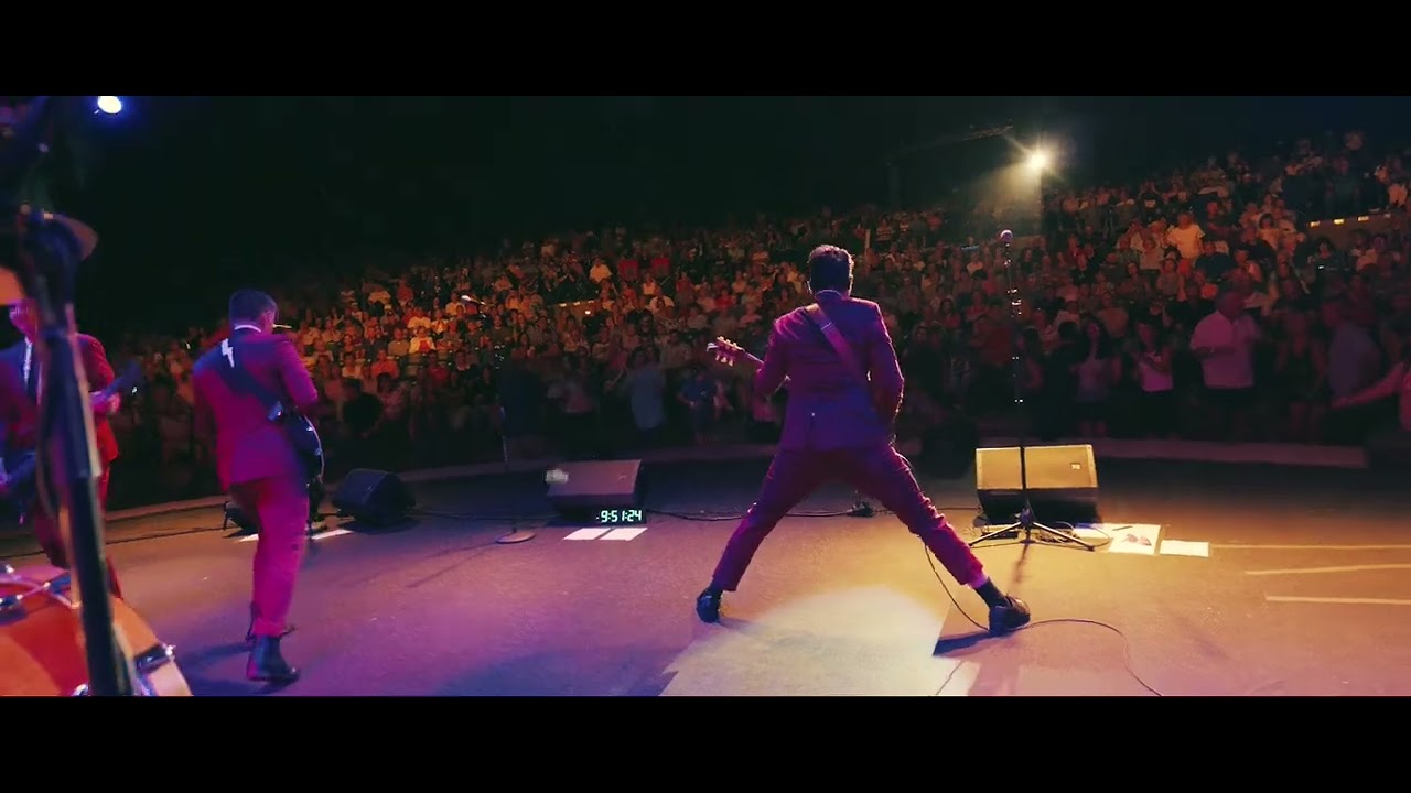 Andy Zappa gets the STANDING OVATION for this one! - YouTube