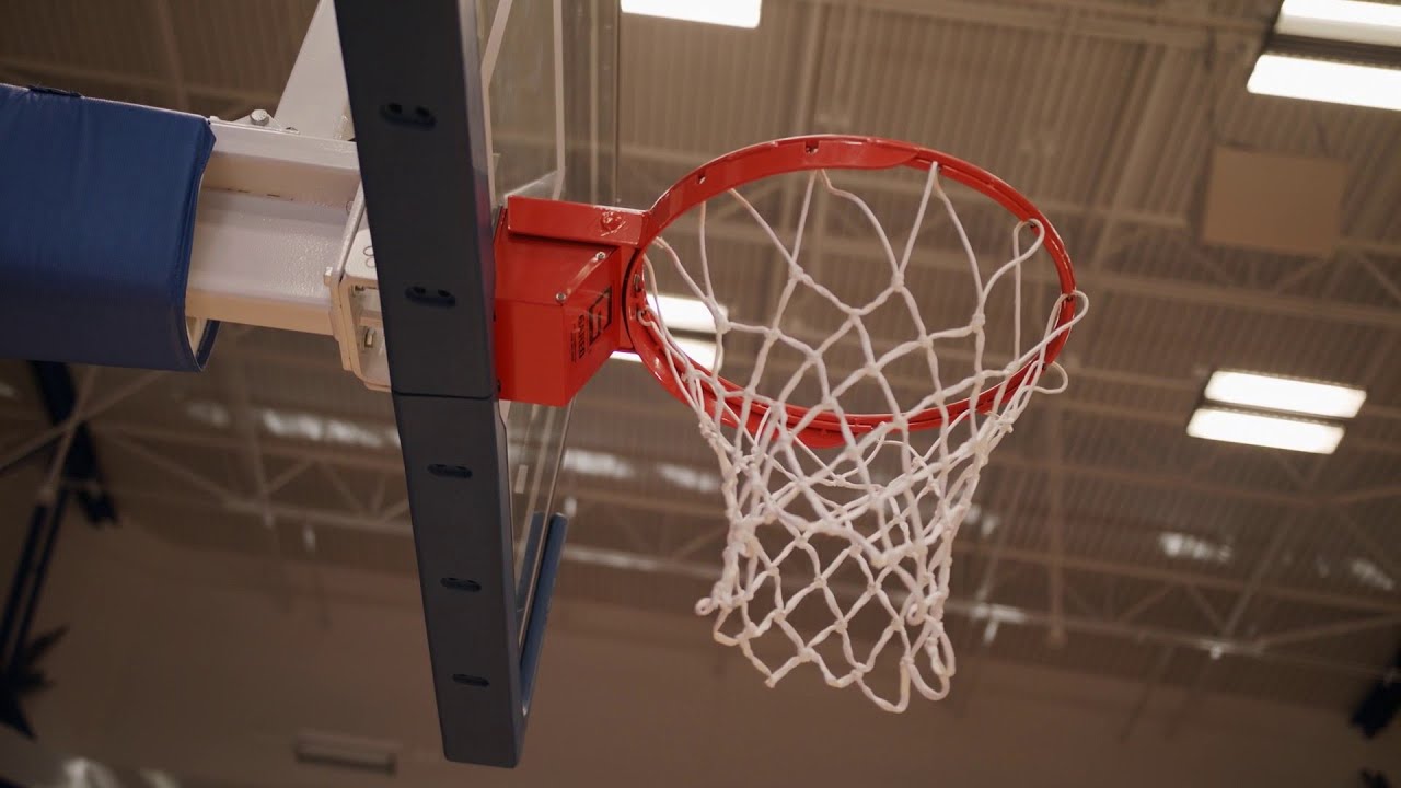 i play! Basketball: An introduction, spots on the court, warmup & cool ...