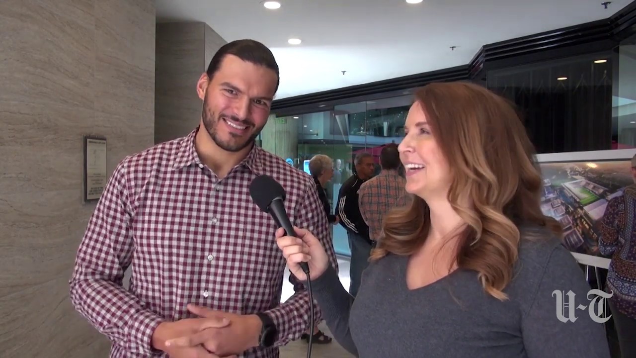 Catching up with former Charger Luis Castillo at MLS event - YouTube