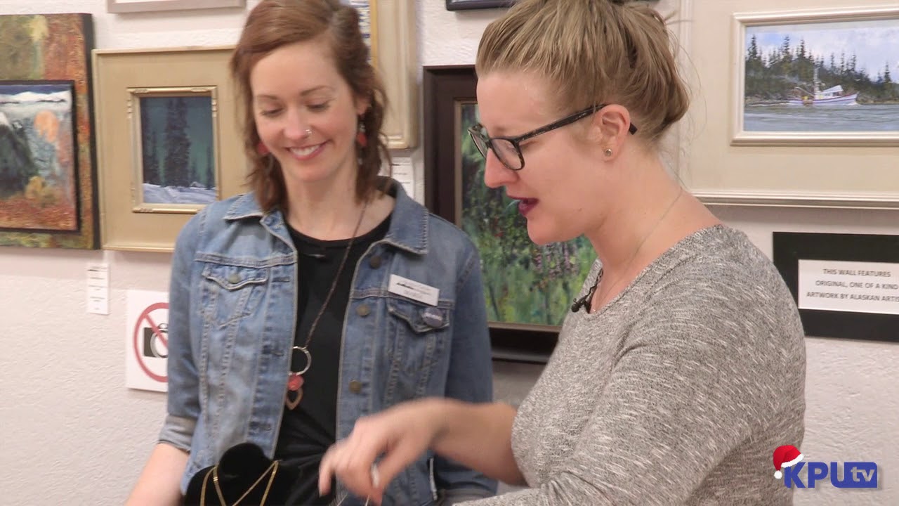 Holiday Gift Guide: Scanlon Gallery and Custom Framing - YouTube