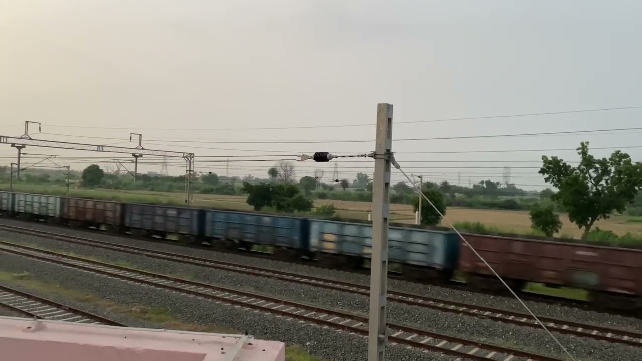 100kmph freight train on edfc - YouTube