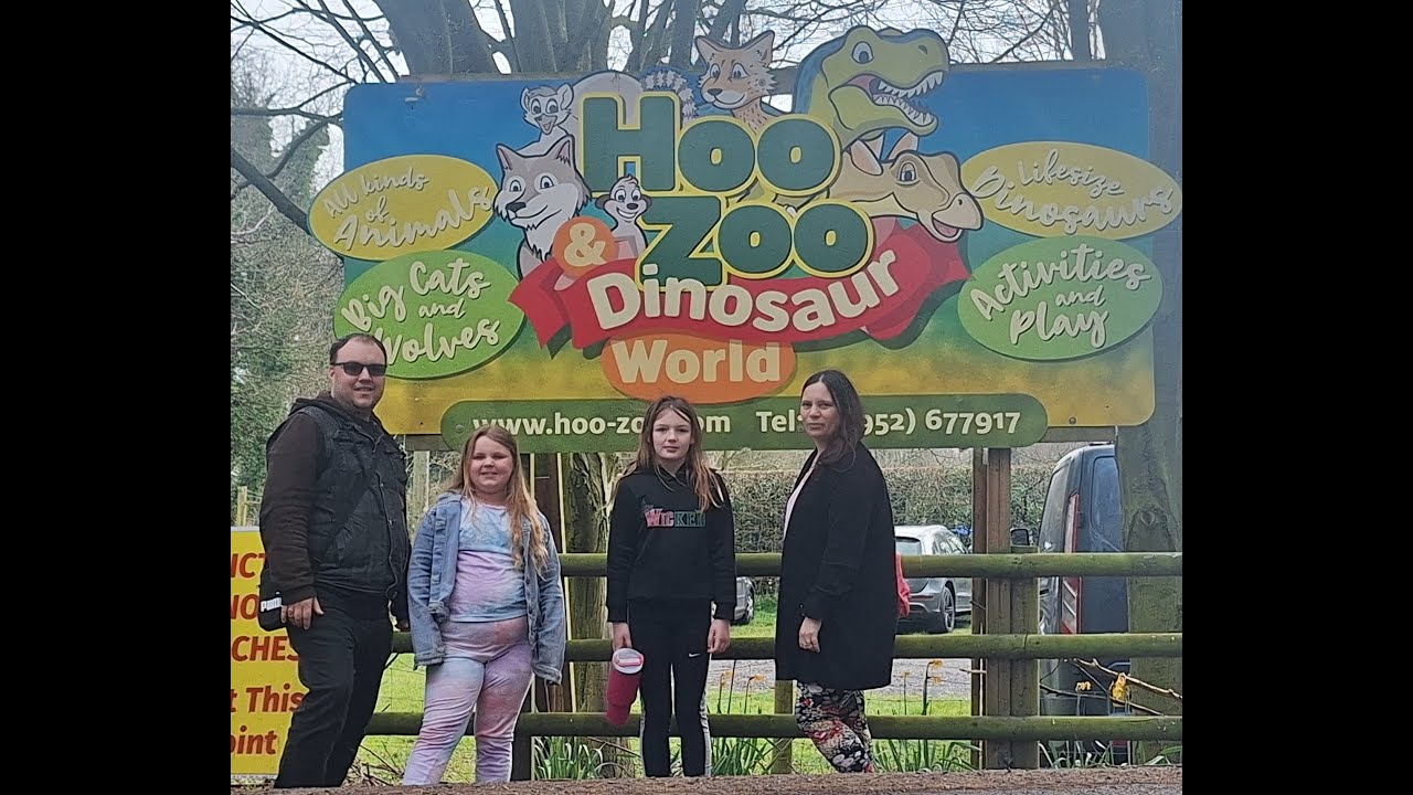 Hoo Zoo Telford walk around - YouTube