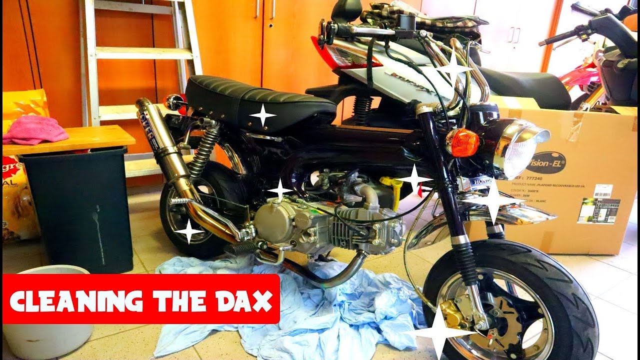 CLEANING MY HONDA DAX!!! - YouTube