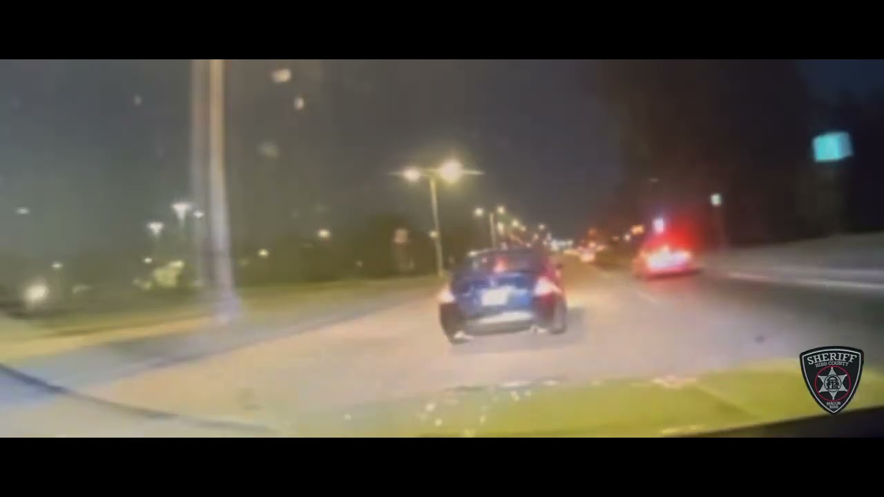 BCSO: Patrol Unit Pursuit - YouTube