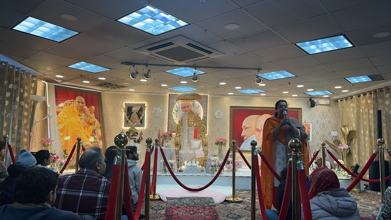 Guruji Edison Mandir : Blessings Sharing by Praveena aunty - YouTube