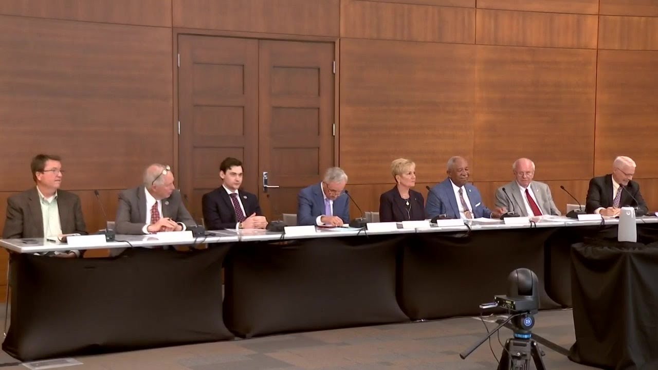 USI Board of Trustees names Steven Bridges as new president - YouTube