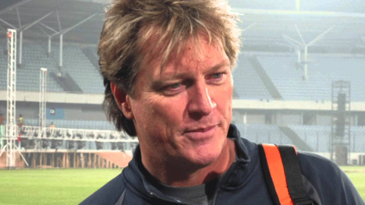 WORLD CUP interview, Ian Pont - YouTube