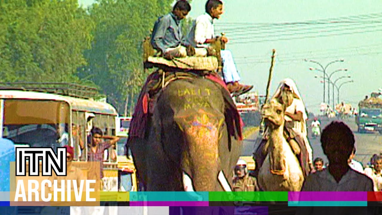 Restored Archive Footage of Daily Life in New Delhi, India (1990) - YouTube