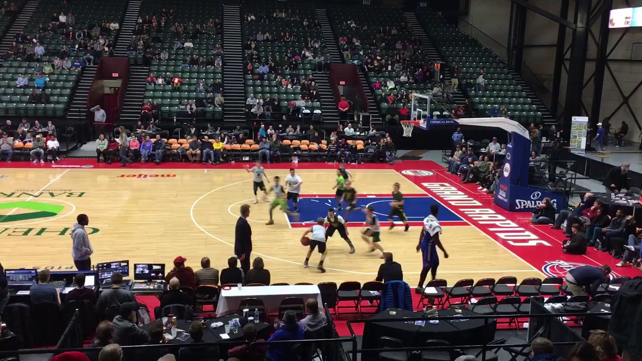 Warren Drive halftime - YouTube