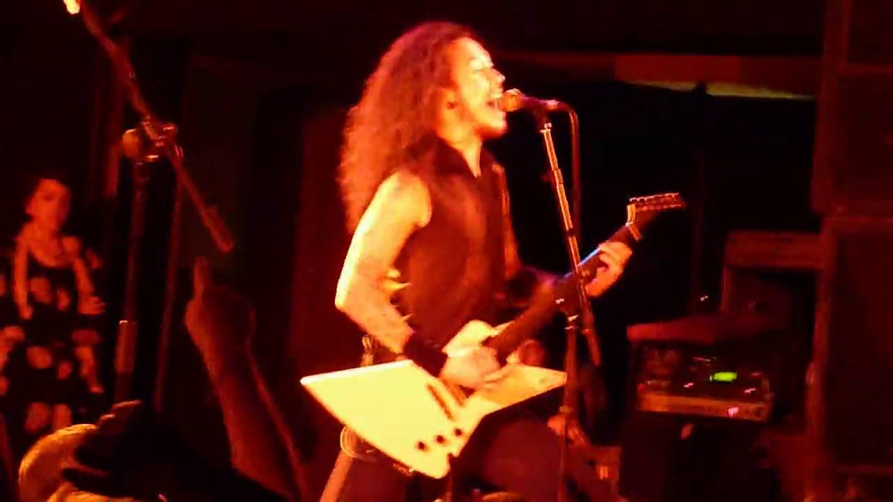 "THROES OF PERDITION" -TRIVIUM- *LIVE HD* NORWICH UEA LCR 14/3/10 - YouTube