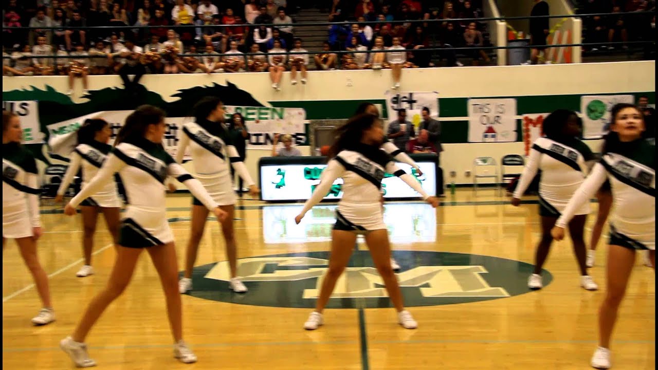 Get outta your mind- CMHS cheer - YouTube