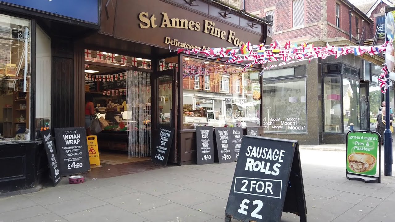 st anne's { nr blackpool ] st anne's sq shops and pubs and bars and ...