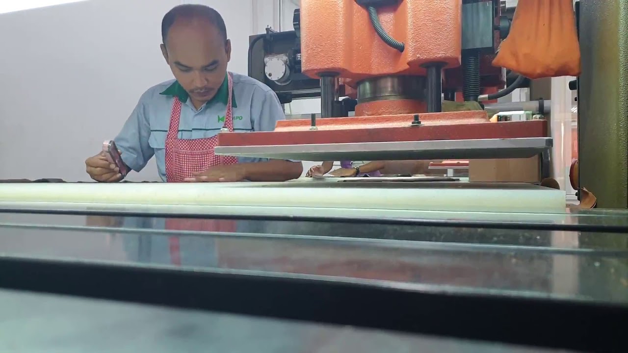 User cutting machine ATTOM SP588 by skills man - YouTube