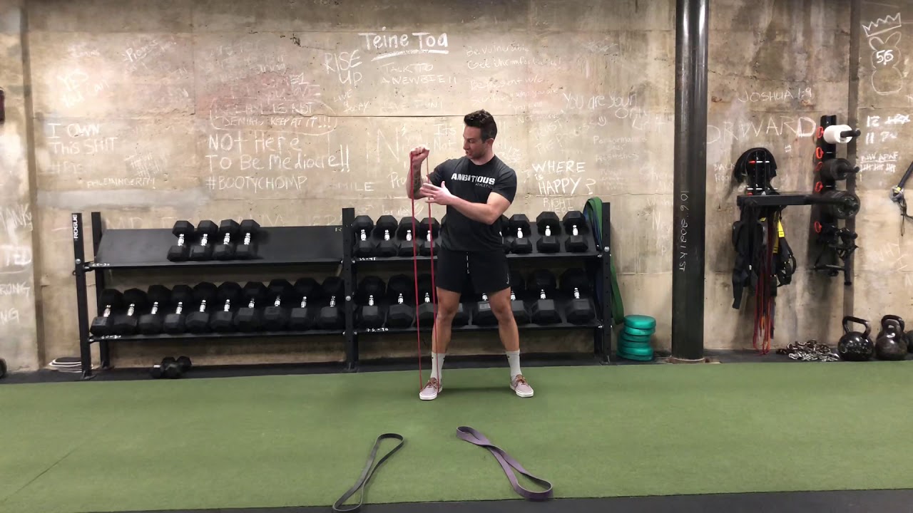 Resistance Band Single Arm Press - YouTube